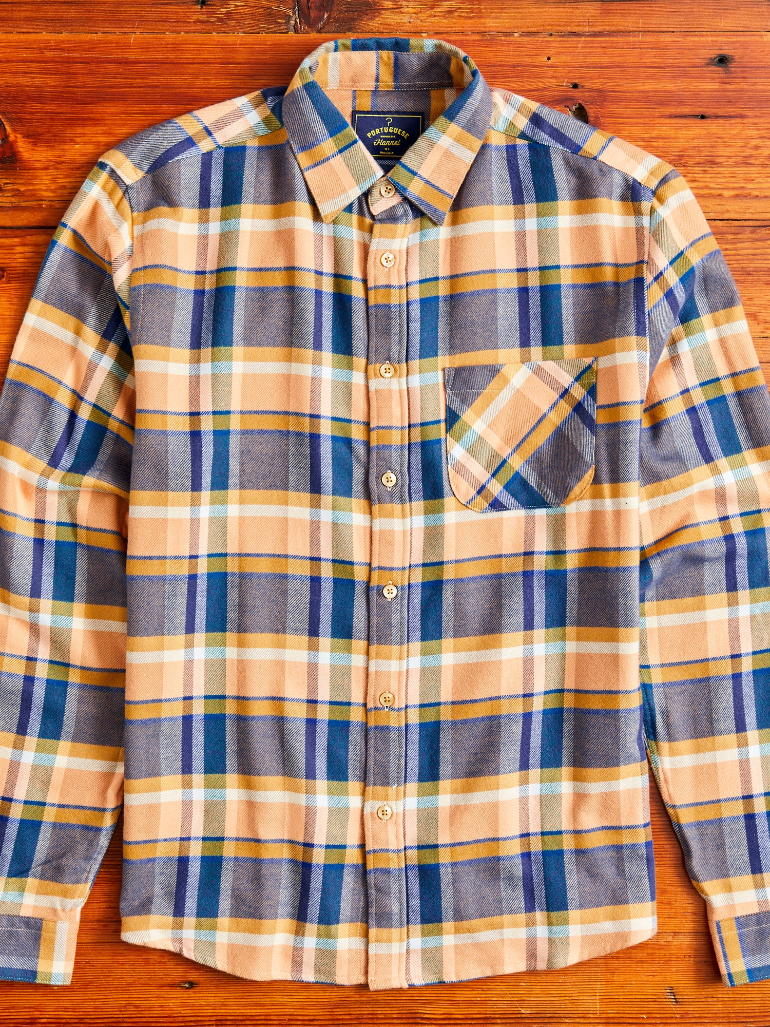 Sussu Button-Up Shirt in Tan – Blue Owl Workshop
