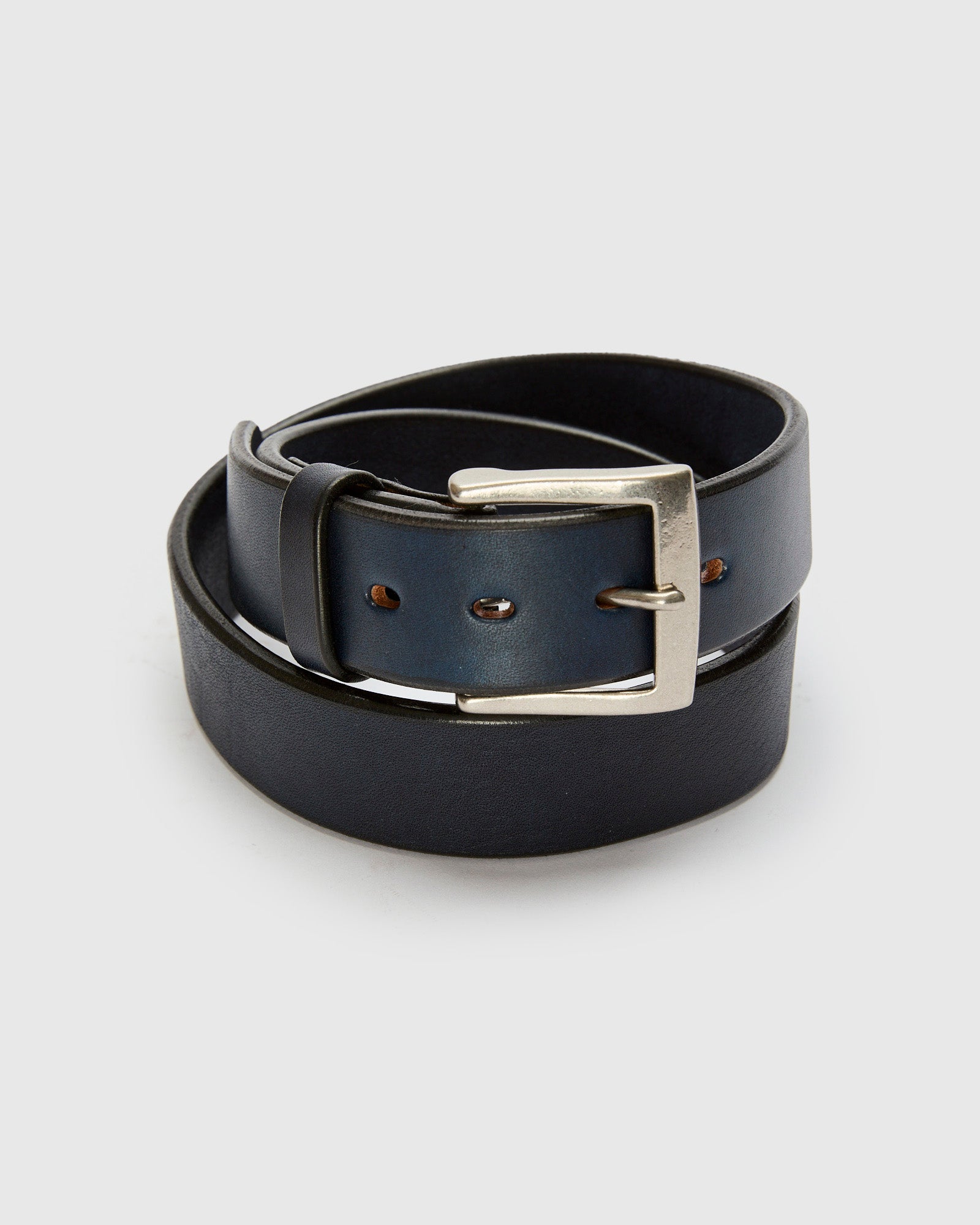 A301-AI "Kurozan" Indigo-Dyed Leather Belt – Blue Owl Workshop