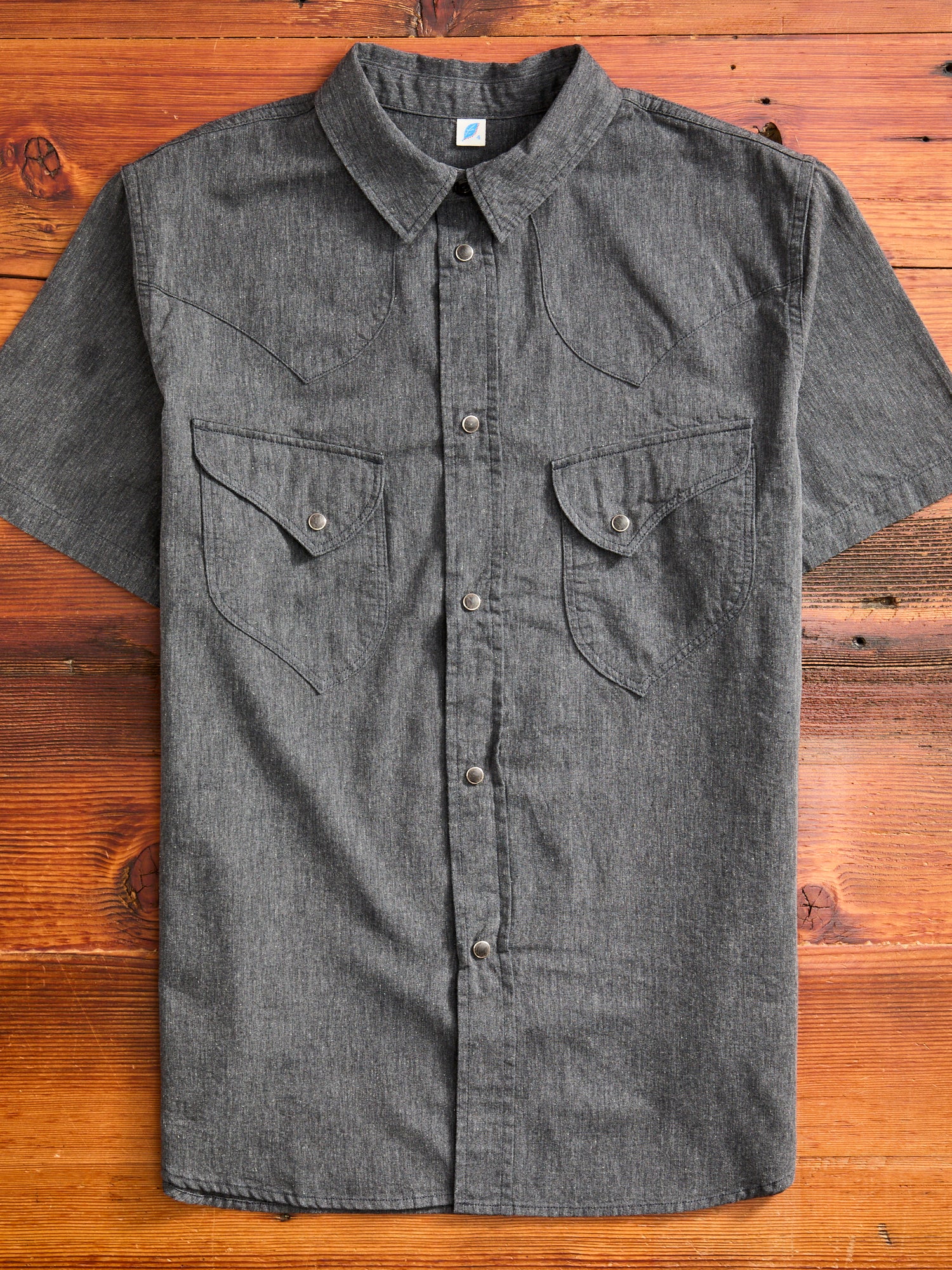 Chambray SS Curved Pocket Shirt in Heather Black – Blue Owl Workshop